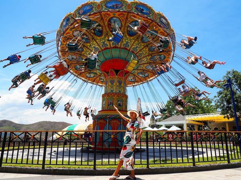 Buying The Right Amusement Park Swing Ride - Andrew's Blog About Ppoc ...